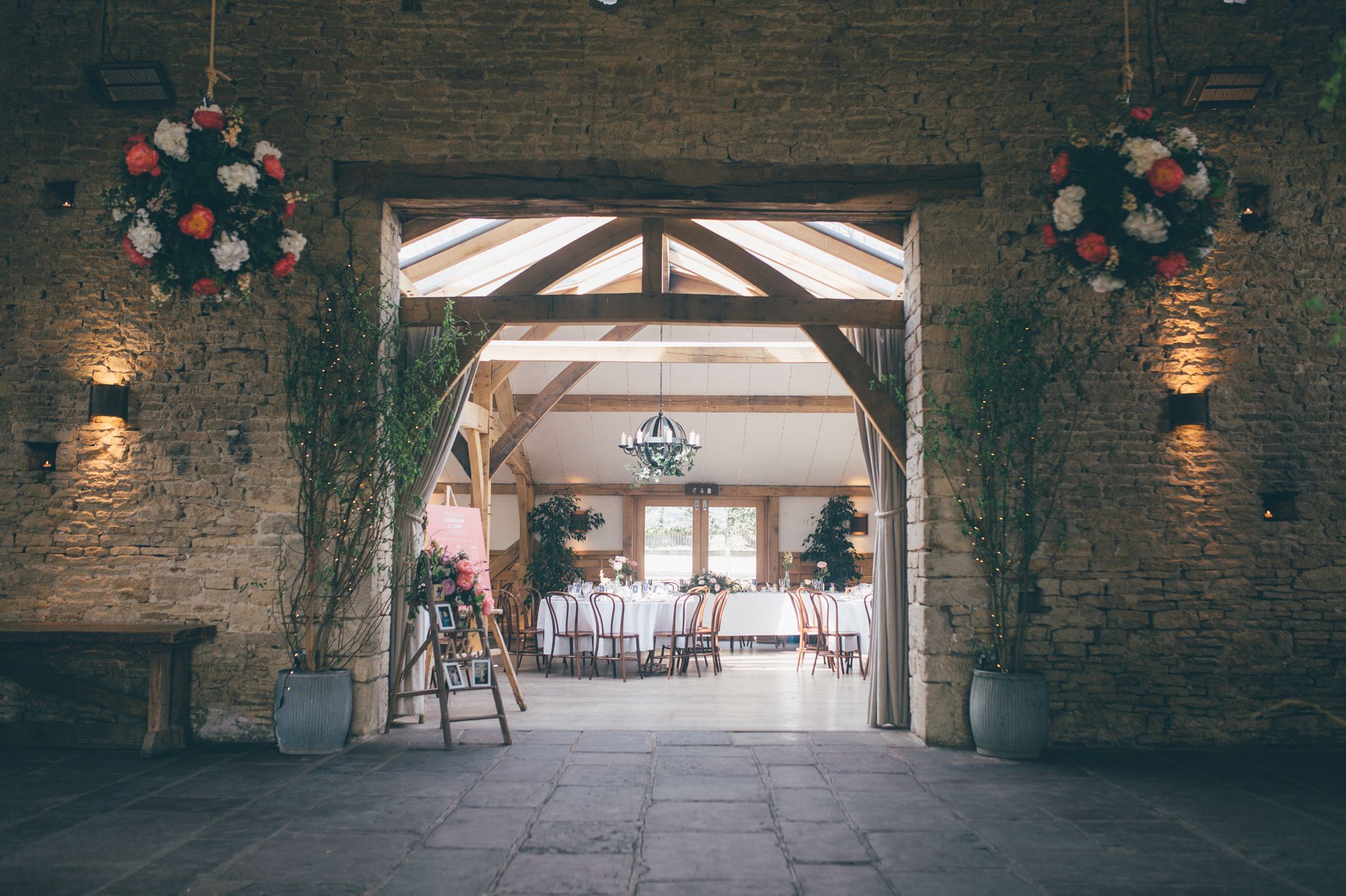 cripps_barn_gloucesterhsire_welsh_wedding_photographer_rachel_lambert ...